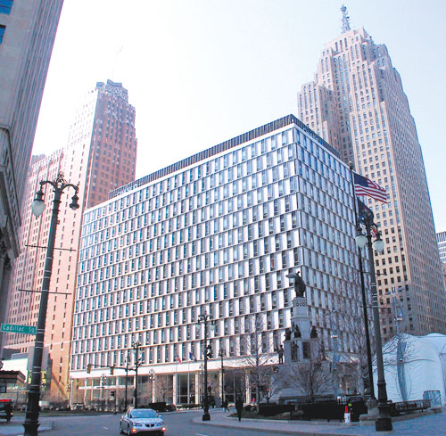 Chase Tower distinguishes itself, again